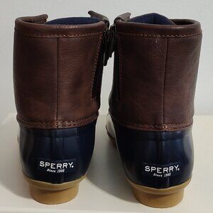 Sperry | Shoes | Sperry Girls Saltwater Duck Boots Navy Blue Dark Brown ...